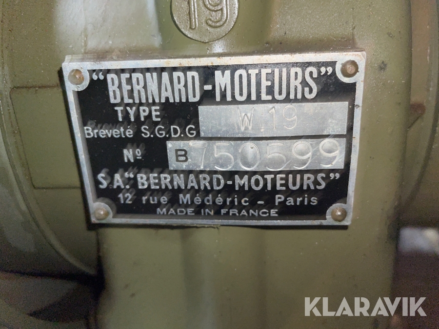 Motorer 2st Bernard motors W19