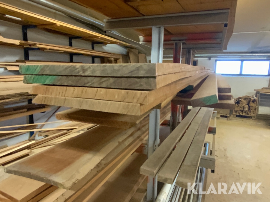 Plankor av mahogny, Simrishamn, Klaravik auktioner