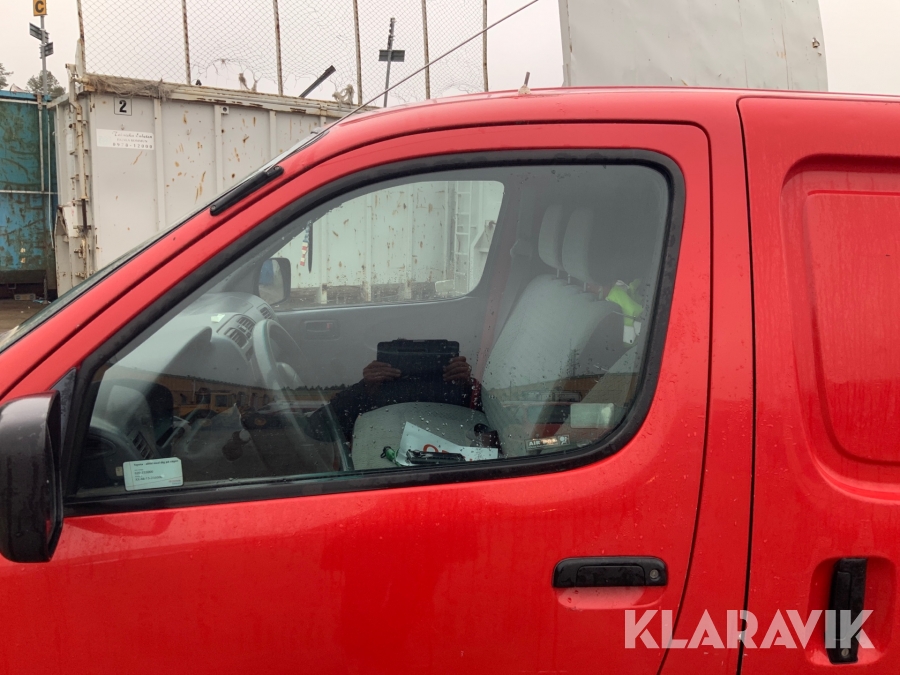 Klaravik Auktioner | Skåpbil Toyota HIACE