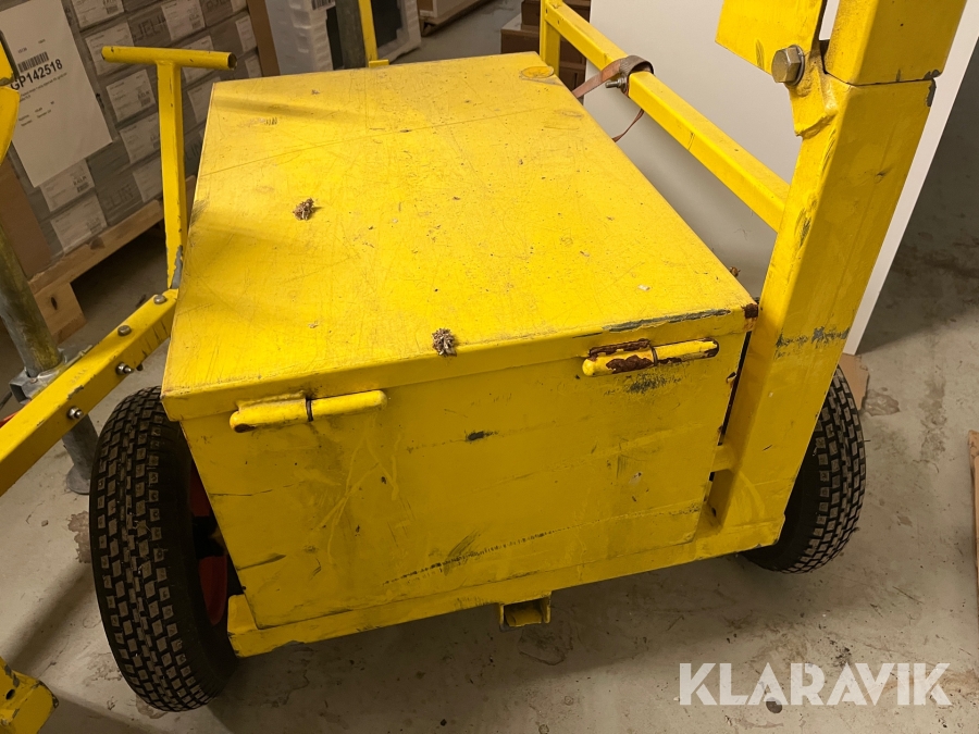 Mobilt trafikljus Berlex R6, Askersund, Klaravik auktioner