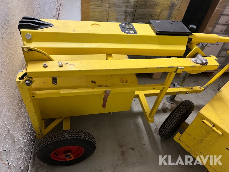 Mobilt trafikljus Berlex R6, Askersund, Klaravik auktioner