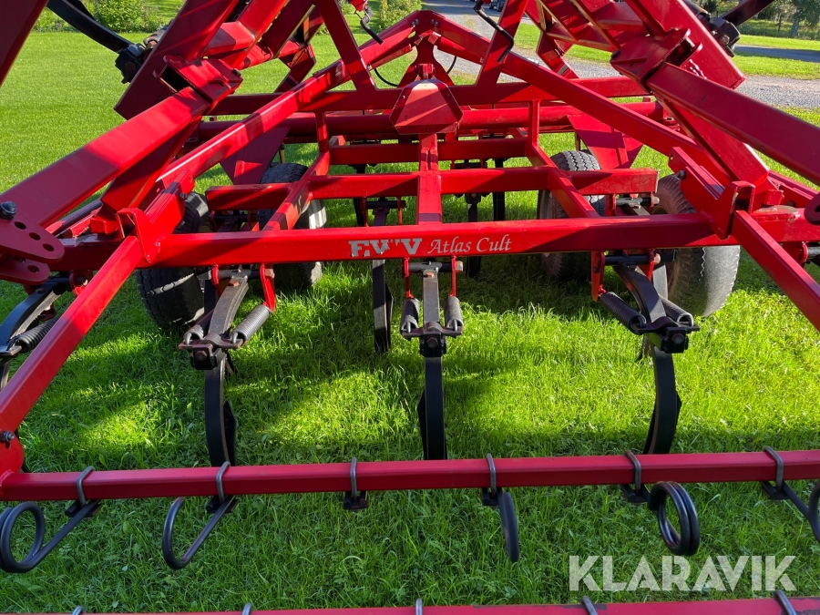 Kultivator Atlas Cult EWV 25pinnar, Heby, Klaravik auktioner