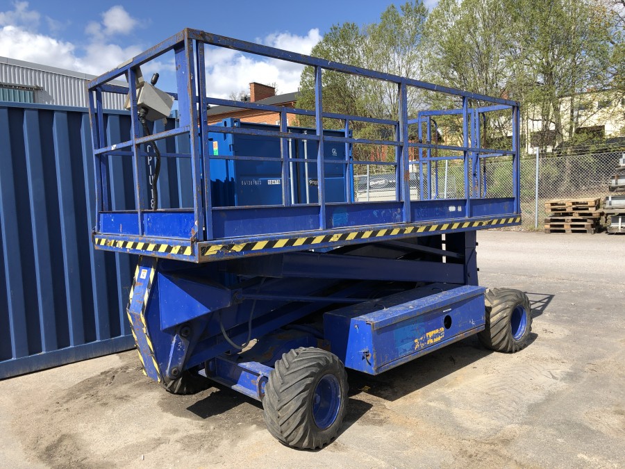 Saxlift Upright SL26