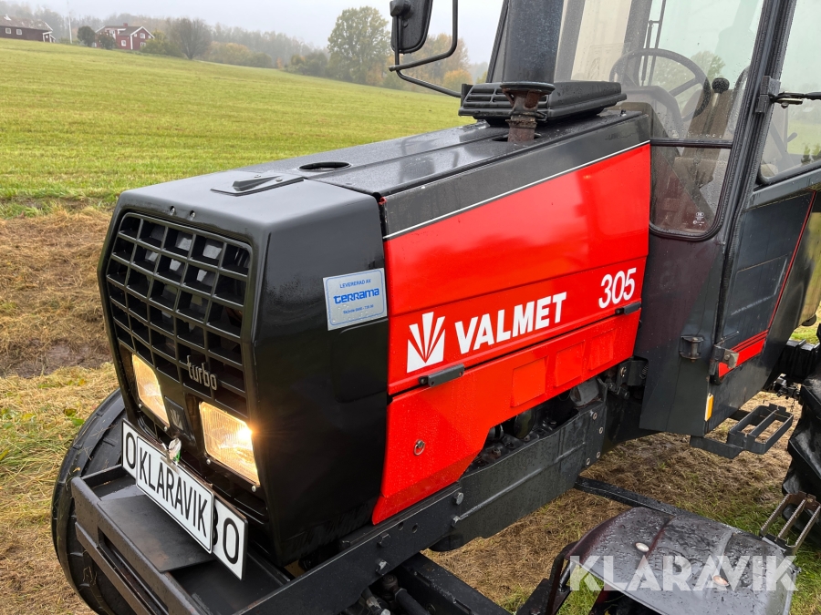 Traktor Valmet 305, Hjo, Klaravik auktioner