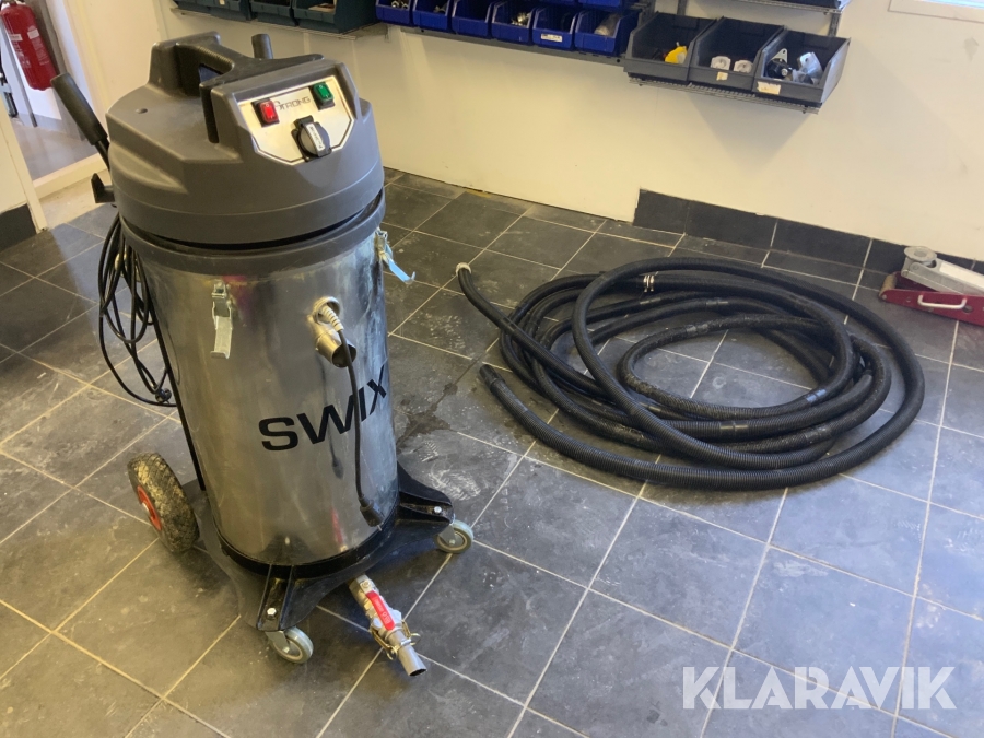 Våtdammsugare med inbyggd vattenpump Strong Swix, Södertä