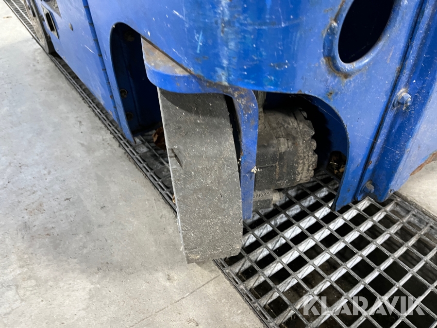 Pelarlift Upright 065400-002, Halmstad, Klaravik auktioner