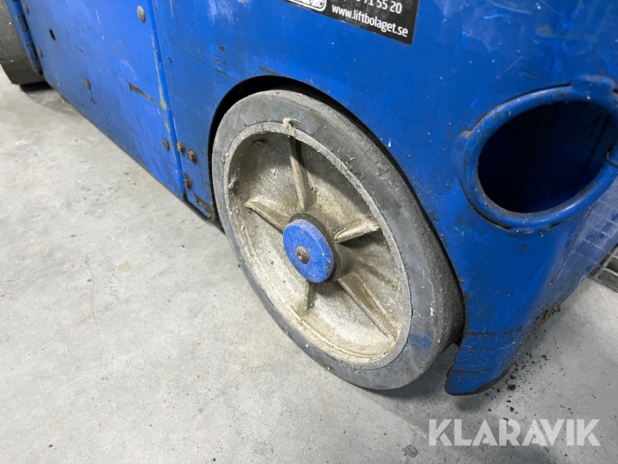 Pelarlift Upright 065400-002, Halmstad, Klaravik auktioner