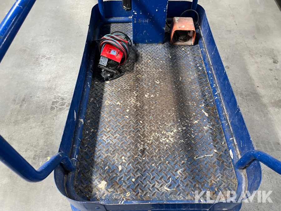 Pelarlift Upright 065400-002, Halmstad, Klaravik auktioner