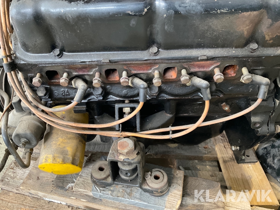 Båtmotor Mercruiser 188 hk V8, Malmö, Klaravik auktioner