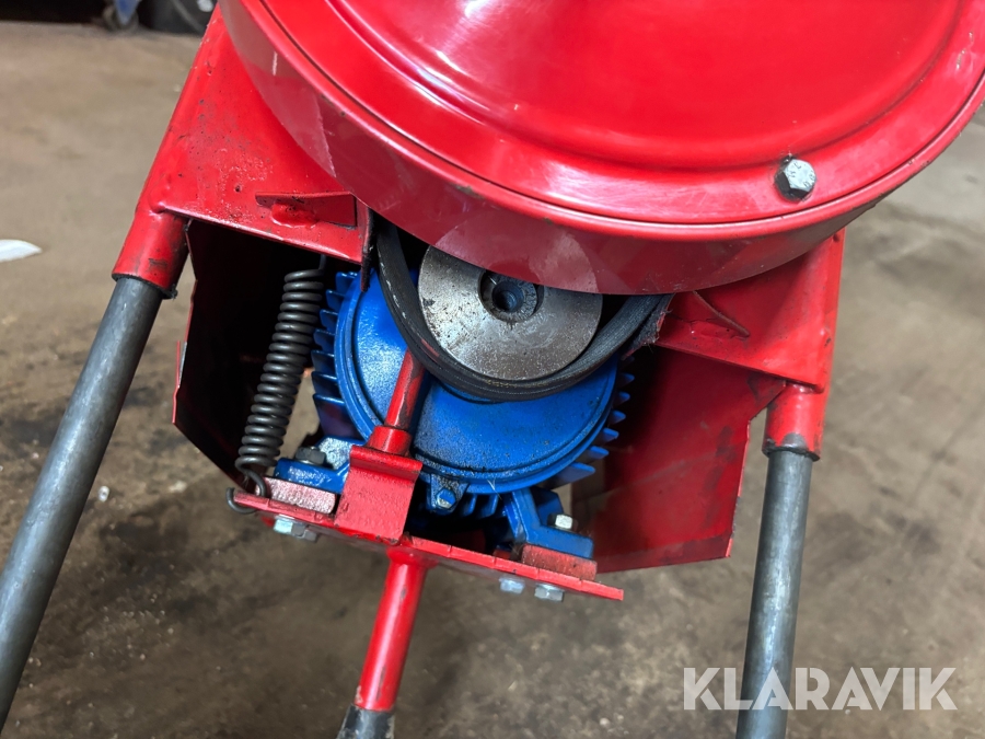 Mutterknackare Columbus, Kristianstad, Klaravik auktioner