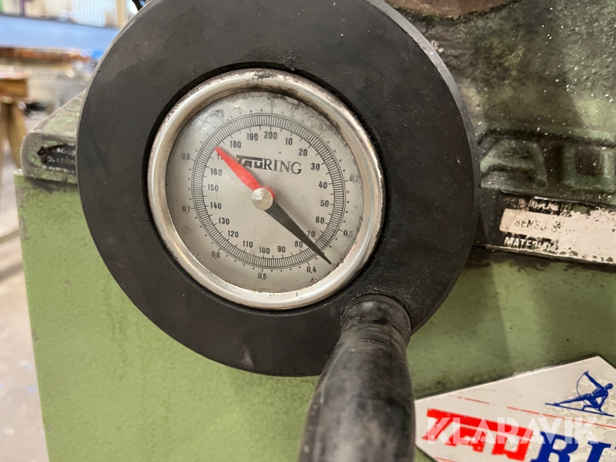 Ringvals Tauring Alfa 40, Varberg, Klaravik auktioner