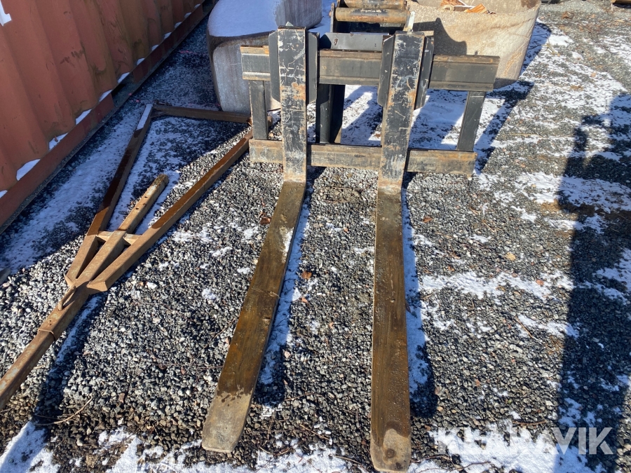 Gafflar Engcon, Uppsala, Klaravik auktioner