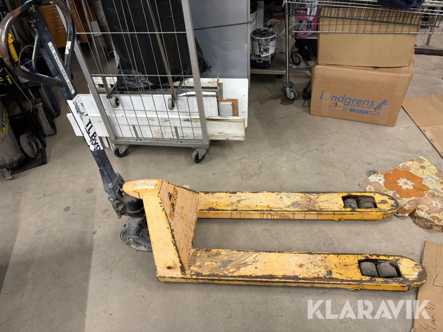 Pallyft, Smedjebacken, Klaravik auktioner