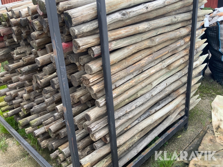 Staketstolpar Ca 180cm, Nyköping, Klaravik auktioner