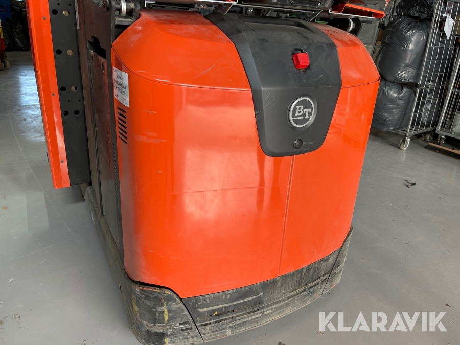 Plocktruck BT OME100H höglyftande