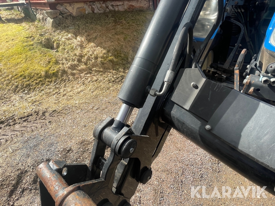 Traktor New Holland T6.140, Säter, Klaravik auktioner
