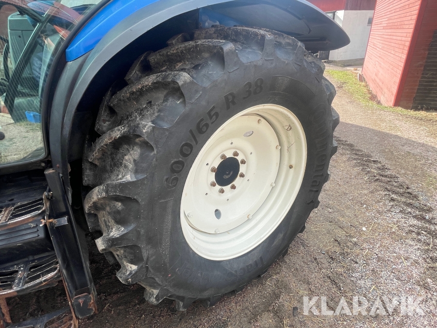Traktor New Holland T6.140, Säter, Klaravik auktioner