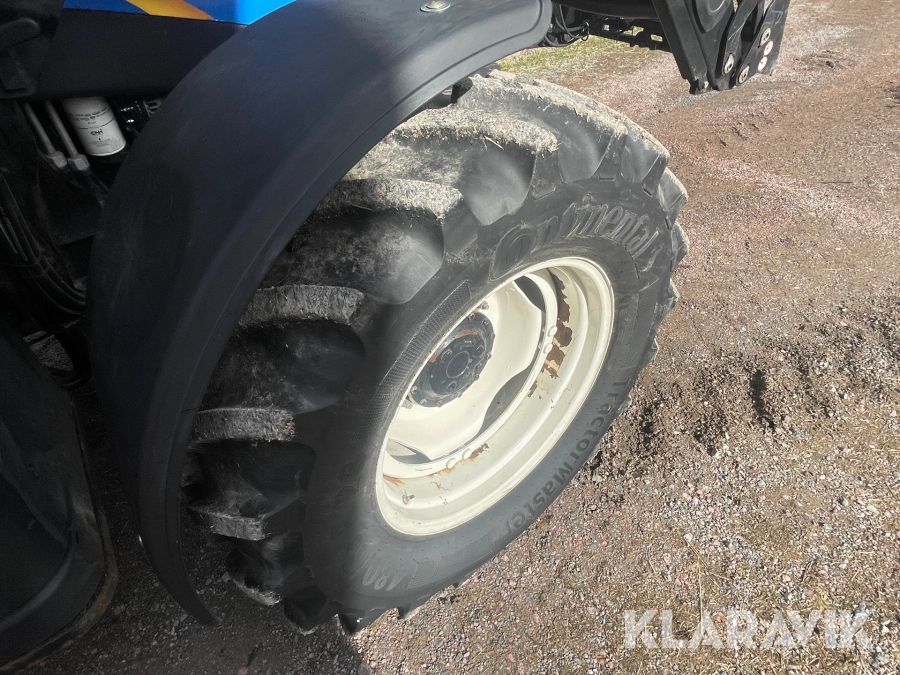 Traktor New Holland T6.140, Säter, Klaravik auktioner