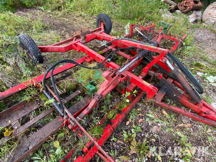 Sladd Väderstad 74, Norrtälje, Klaravik auktioner