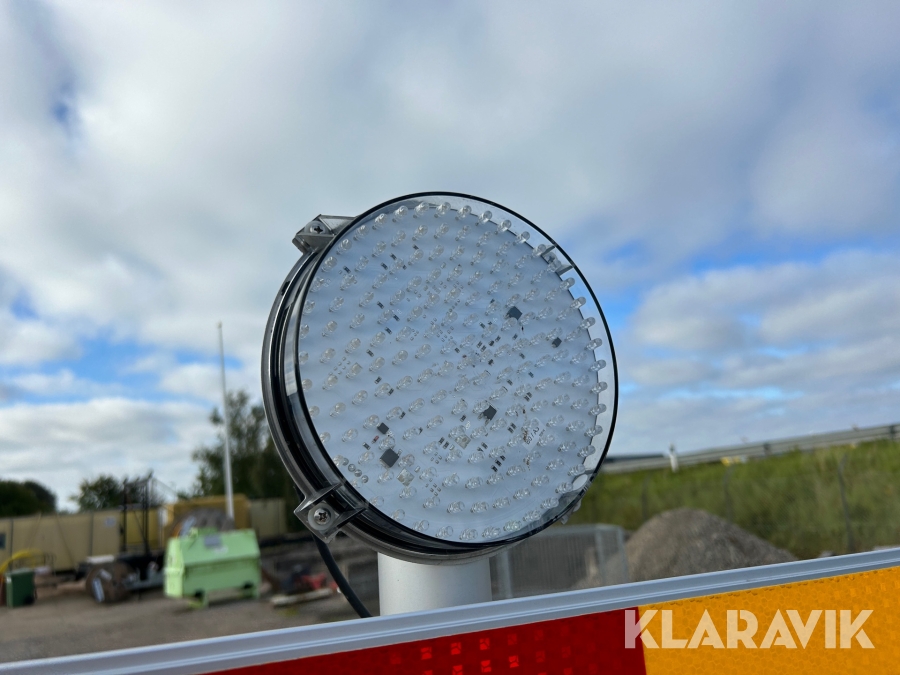 Trafikbuffert ATA 2000/100, Ängelholm, Klaravik auktioner