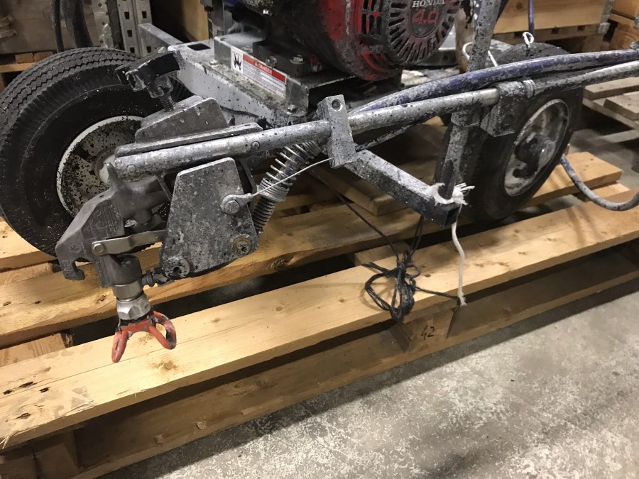 Klaravik Auktioner | Linjemaskin / Linjesprutare