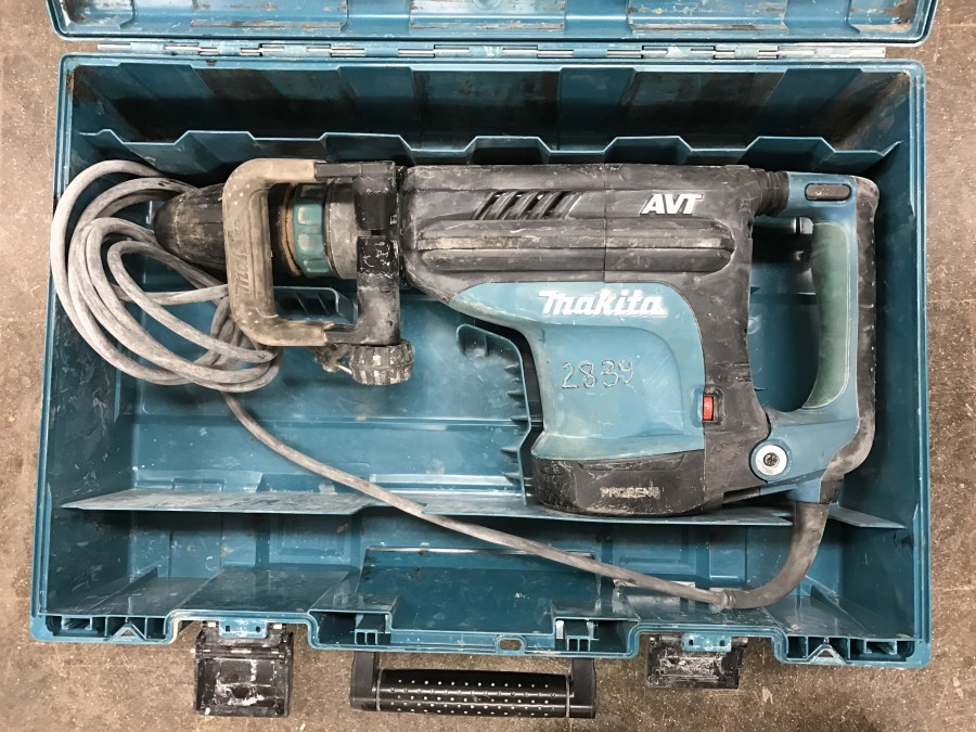 Klaravik Auktioner | Bilningshammare