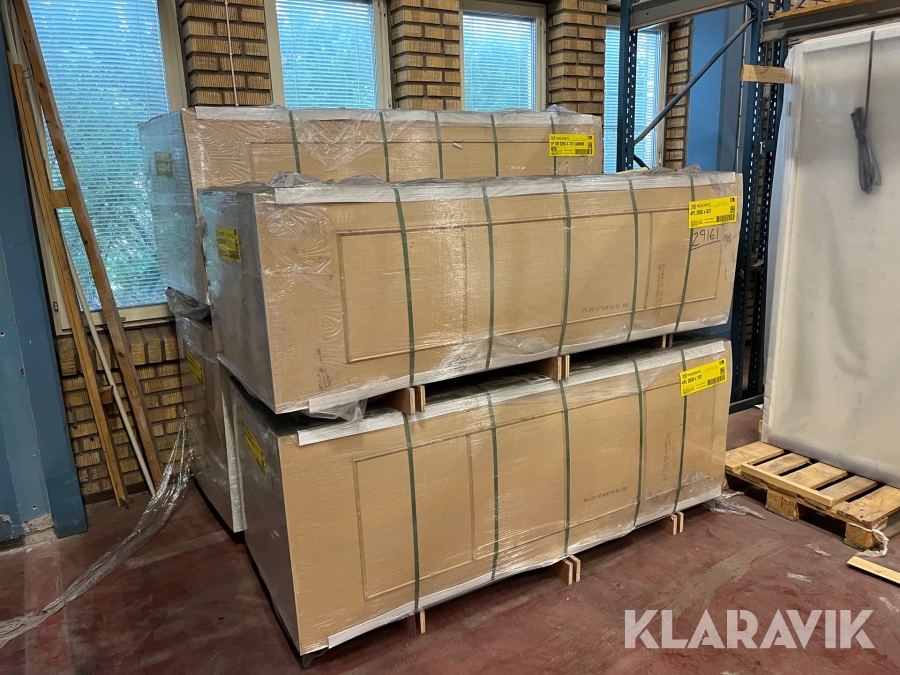 Formpressad masonit Masonite, Osby, Klaravik auktioner