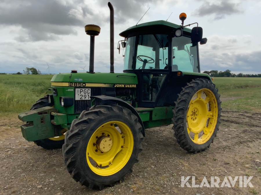 Traktor John Deere 2850, Simrishamn, Klaravik auktioner