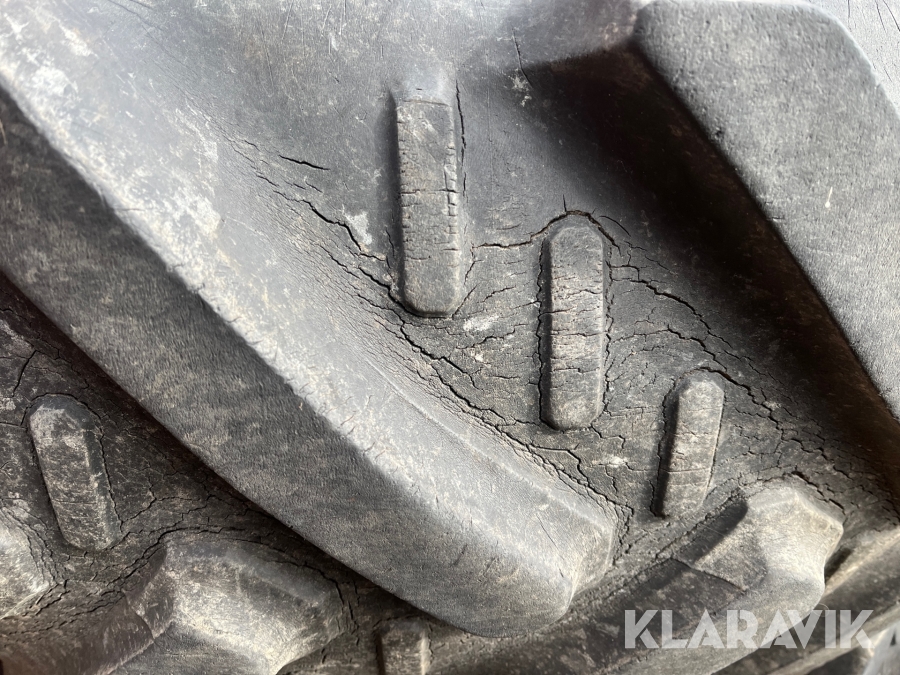 Dubbelmontage Kleber 16.9 R 38, Lilla Edet, Klaravik auktion