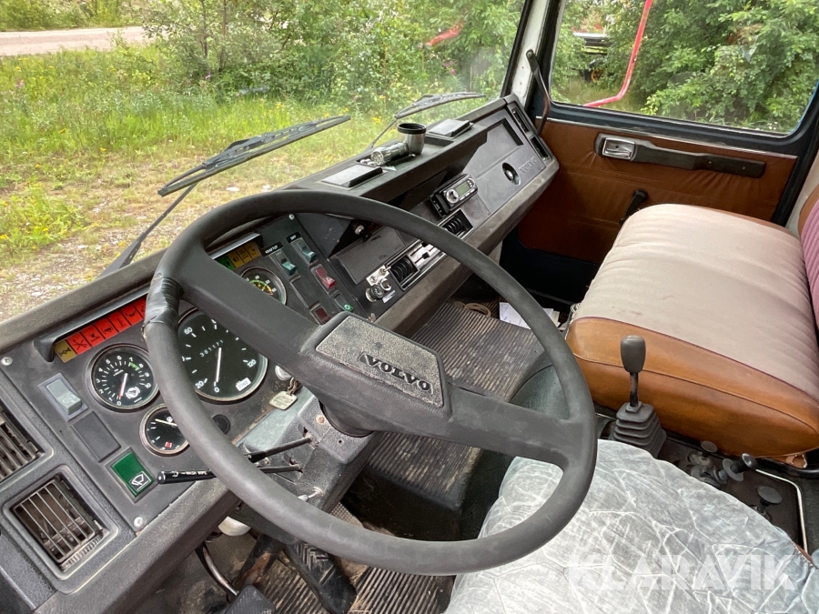 Tipplastbil Volvo F407, Ljusdal, Klaravik auktioner