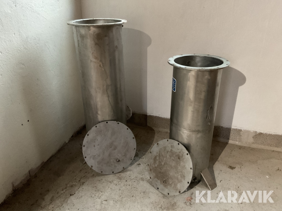 Rostfria tankar / vattenfilter 2st, Värnamo, Klaravik auktio