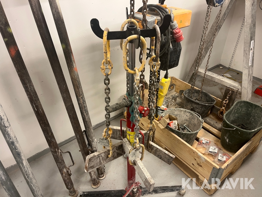 Lyftanordning med diverse tillbehör, Stockholm, Klaravik auk