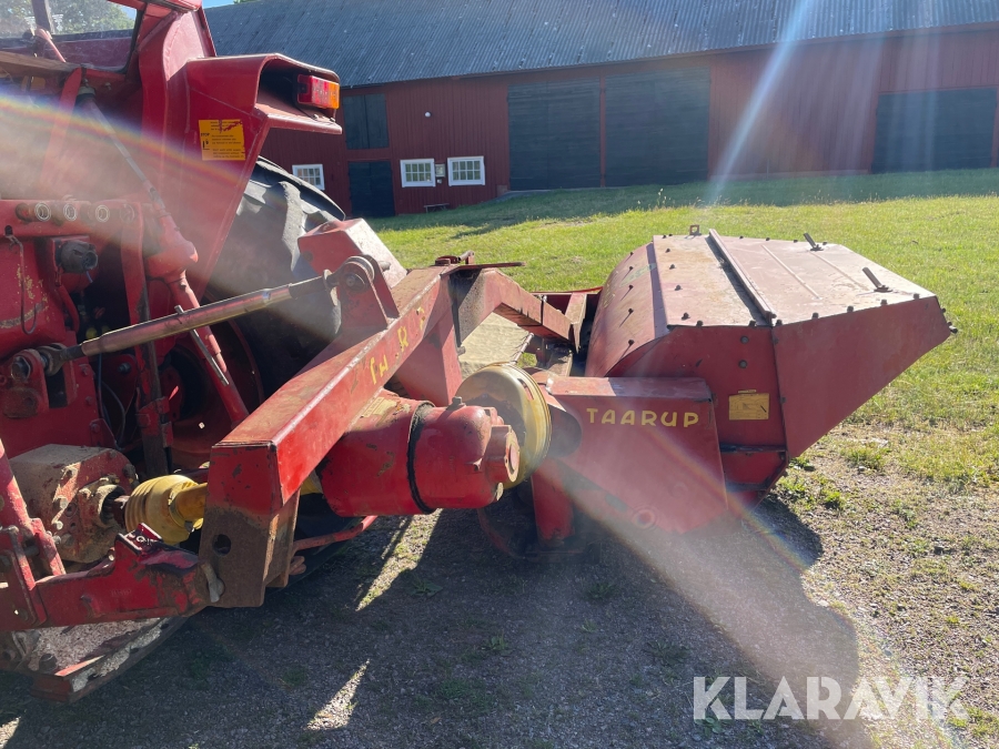 Slåtterkross Taarup 305, Oskarshamn, Klaravik auktioner