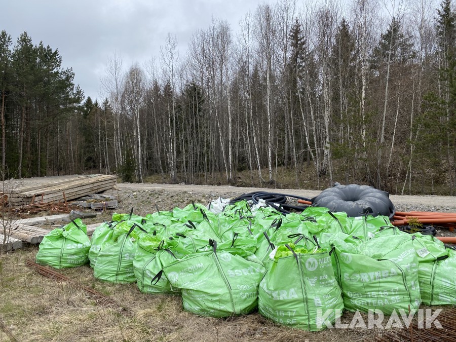 Klaravik Auktioner | Kattskallar ca 40 säckar a 700 kg