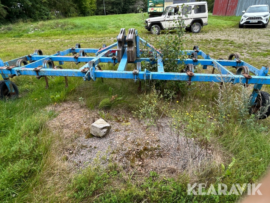 Kultivator frontmonterad Väderstad , Vara, Klaravik auktione