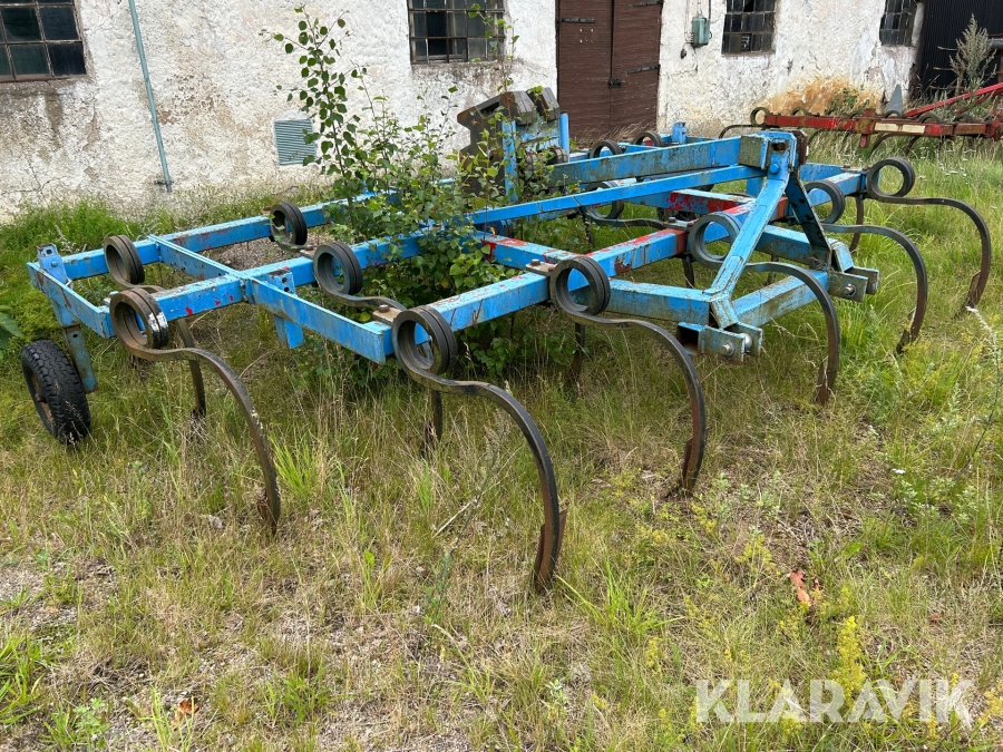 Kultivator frontmonterad Väderstad , Vara, Klaravik auktione