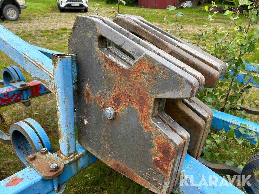Kultivator frontmonterad Väderstad , Vara, Klaravik auktione