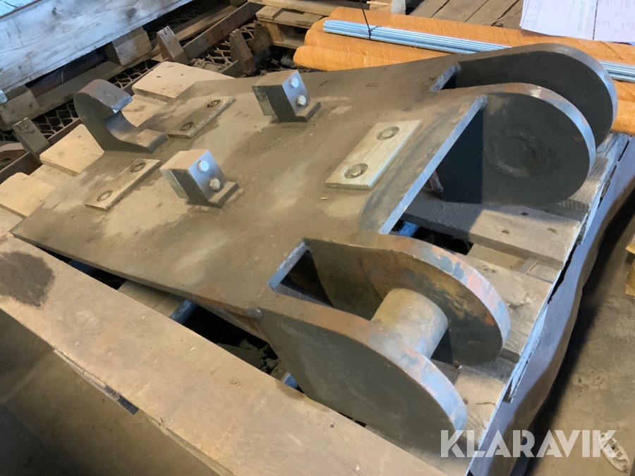 Adapterplatta, Borås, Klaravik auktioner