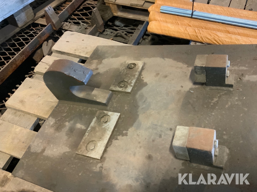 Adapterplatta, Borås, Klaravik auktioner