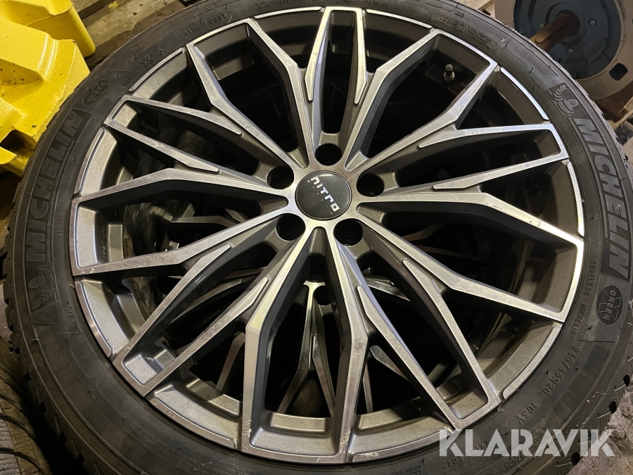 Vinterdäck Michelin, Vadstena, Klaravik auktioner