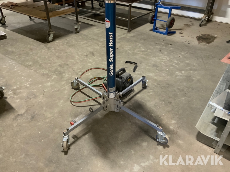 Materiallyft Genie Super hoist gh 5,6meter, Nyköping, Klarav