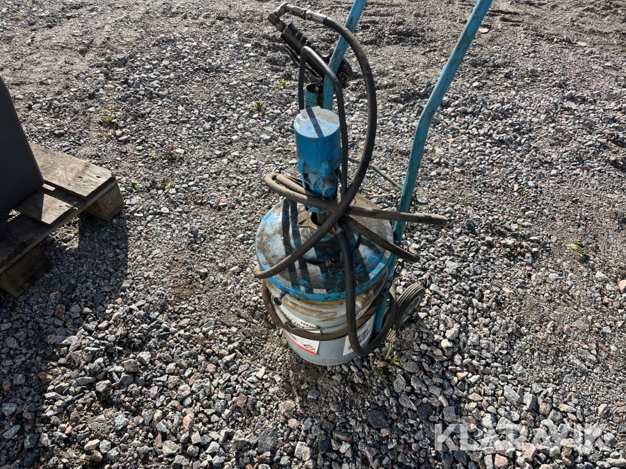 Tryckluftsdriven fettspruta Orion 405150, Norrtälje, Klaravi