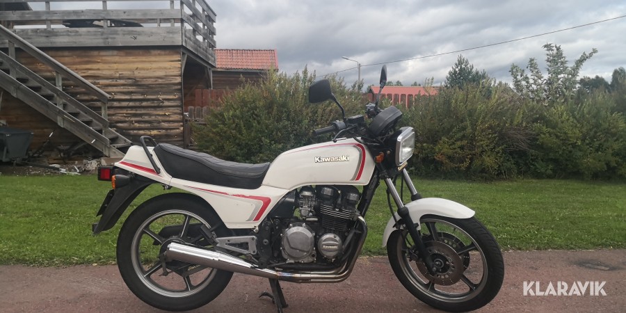 Motorcykel Kawasaki ZR 400