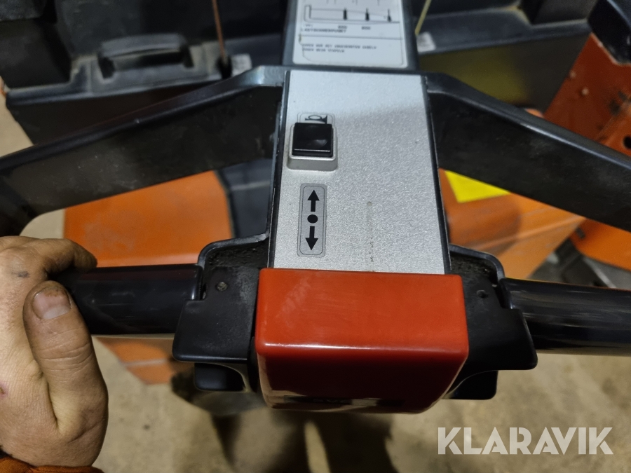 2st Ledstaplare Toyota LSV 1600 + S12F