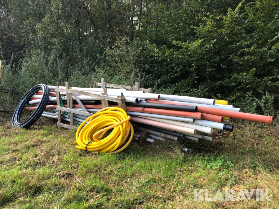 Klaravik Auktioner | Diverse VVS-rör