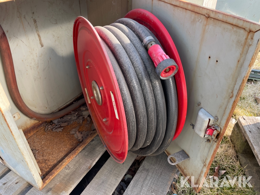 Brandpost och skåp, Heby, Klaravik auktioner