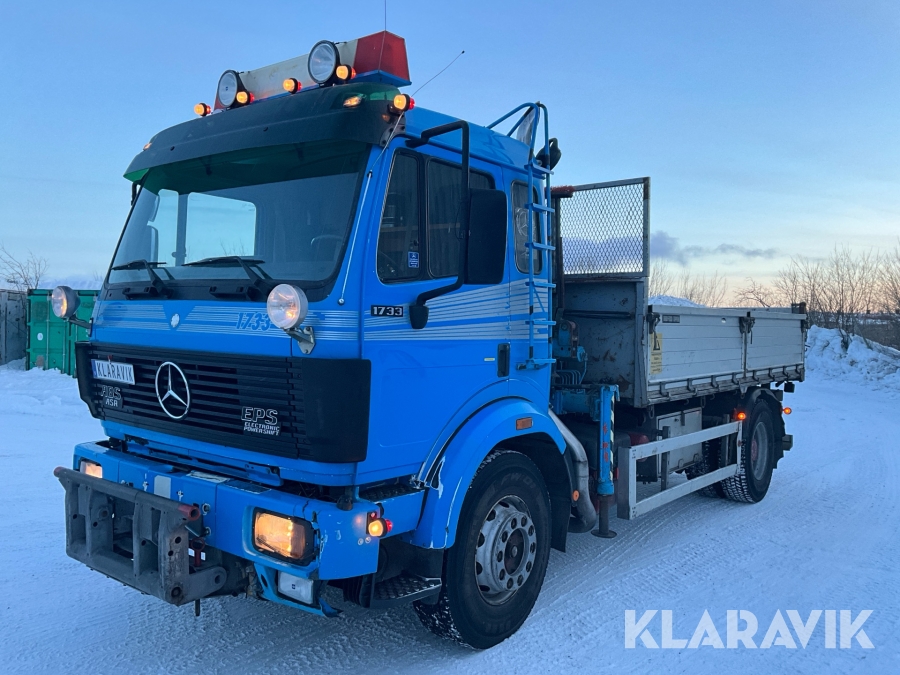 Flakbil Mercedes-Benz 1733, Kiruna, Klaravik auktioner