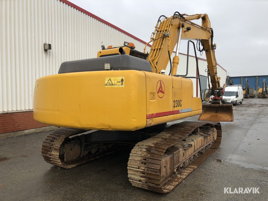 Bandgrävare Sany 230 C med tillbehör