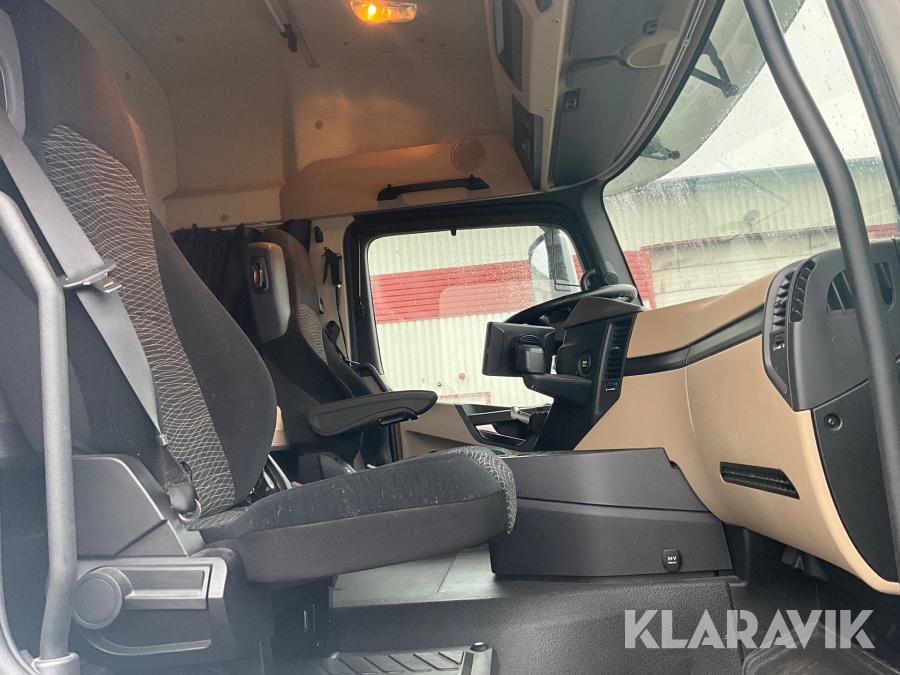 Lastbil Mercedes-Benz Actros, Vingåker, Klaravik auktioner