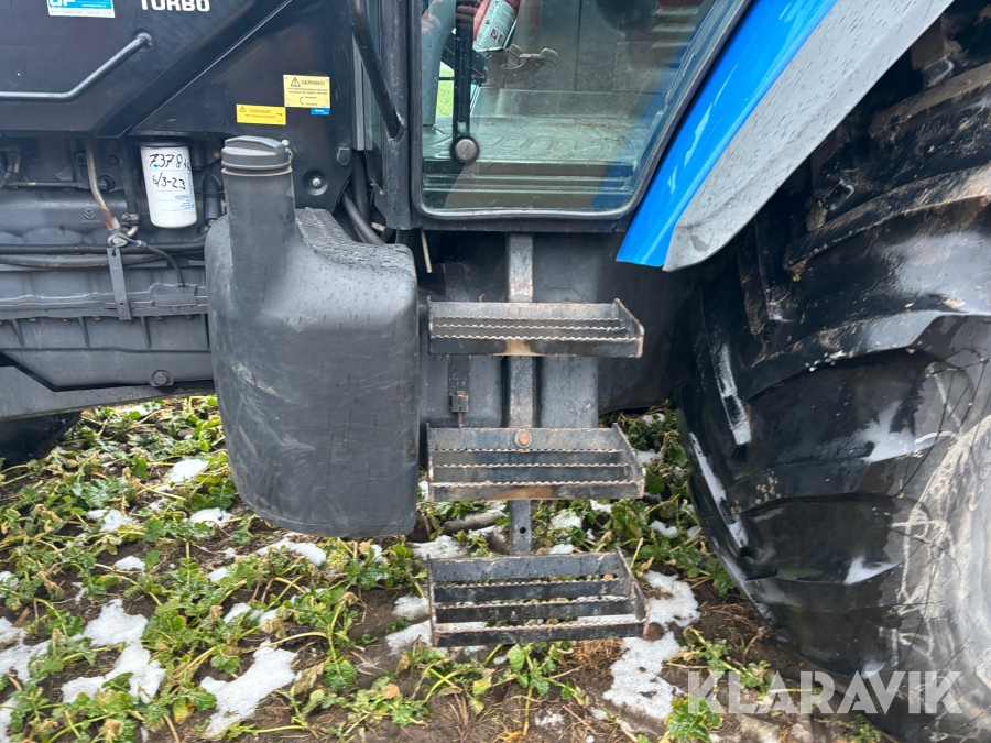 Traktor New Holland TM115, Kristianstad, Klaravik auktioner